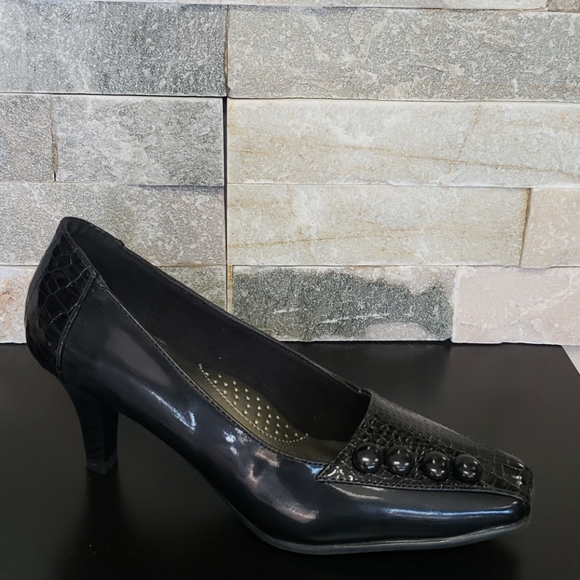 Bella Siba Italia | Shoes | Bella Siba Italia Sculptured Pump | Poshmark